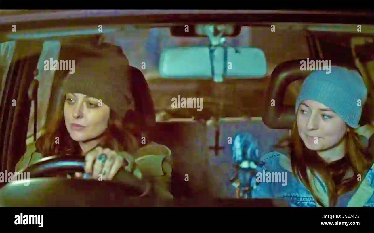 Katharine isabelle hi-res stock photography and images - Alamy