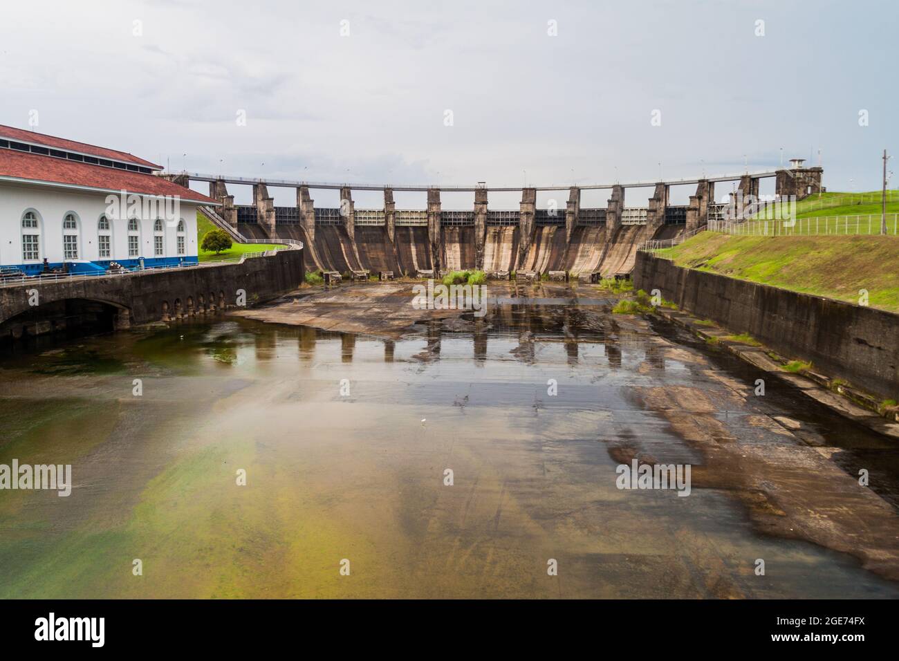 Gatun dam and power generating station building, Panama Stock Photo - Alamy