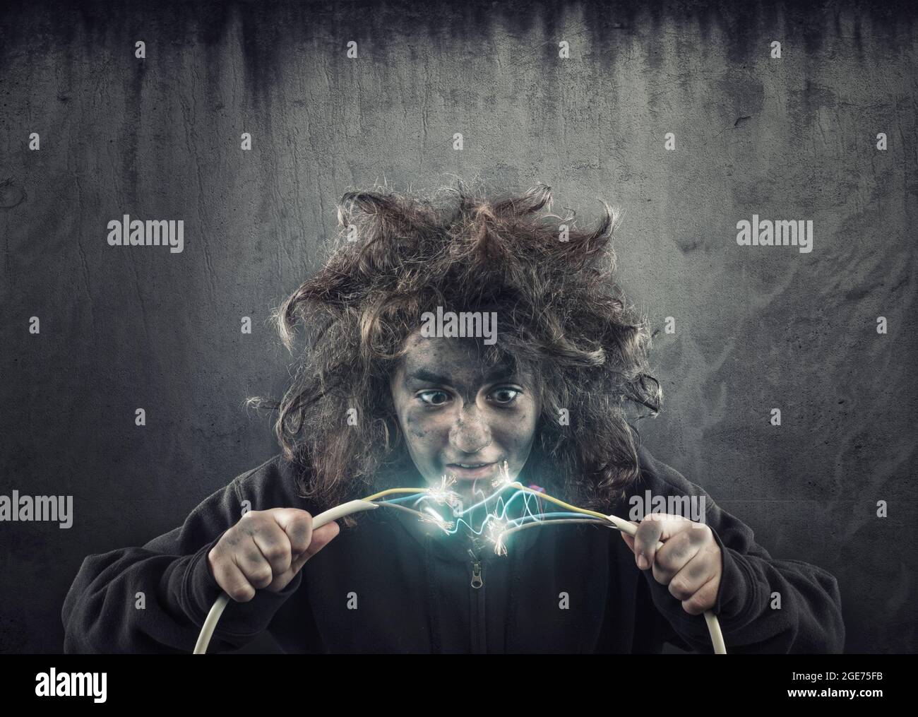 Electric shock hair hi-res stock photography and images - Alamy