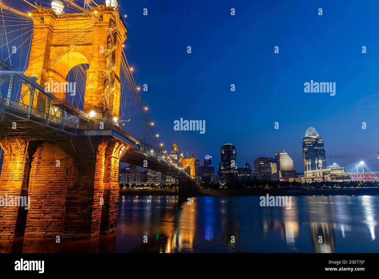 Cincinnati Skyline at Twilight Stock Photo - Alamy