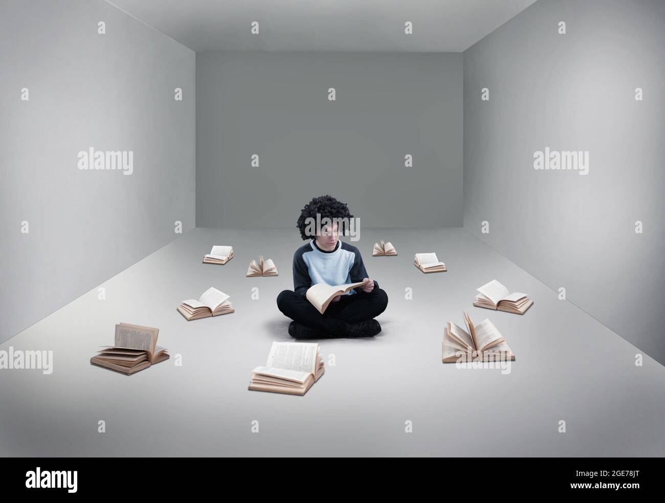 Empty reading room hi-res stock photography and images - Alamy