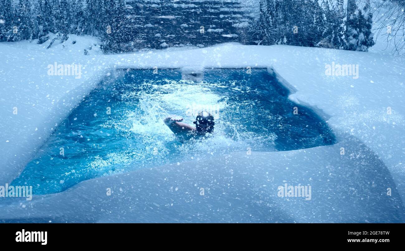 Brave swimmer hi-res stock photography and images - Alamy