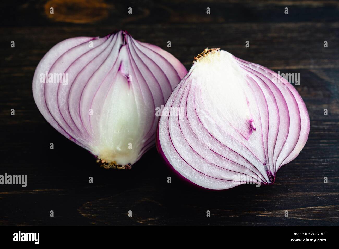Onion bulb cross section hi-res stock photography and images - Alamy