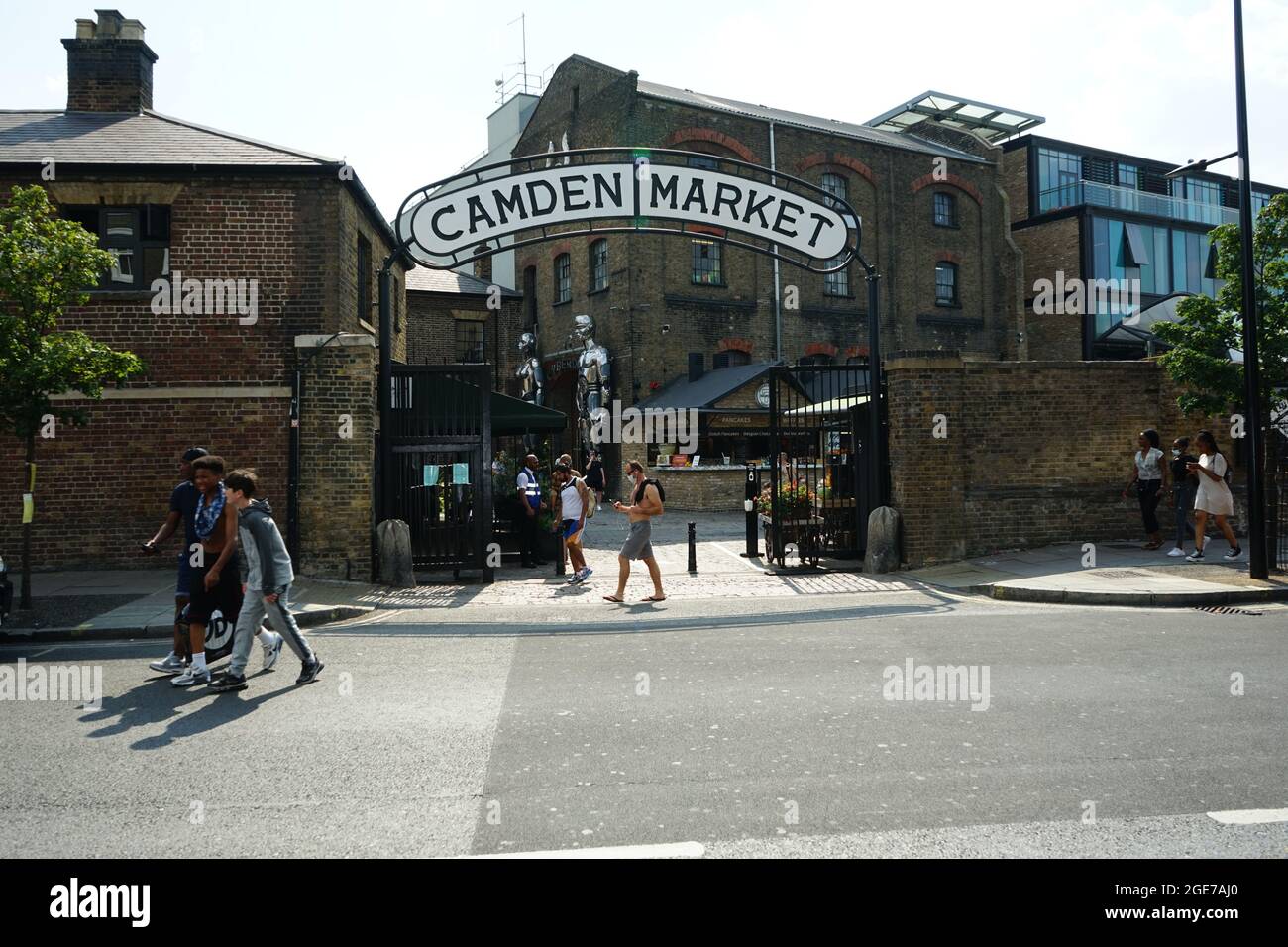 Camden Market in Camden Town, London, England, U.K Stock Photo - Alamy