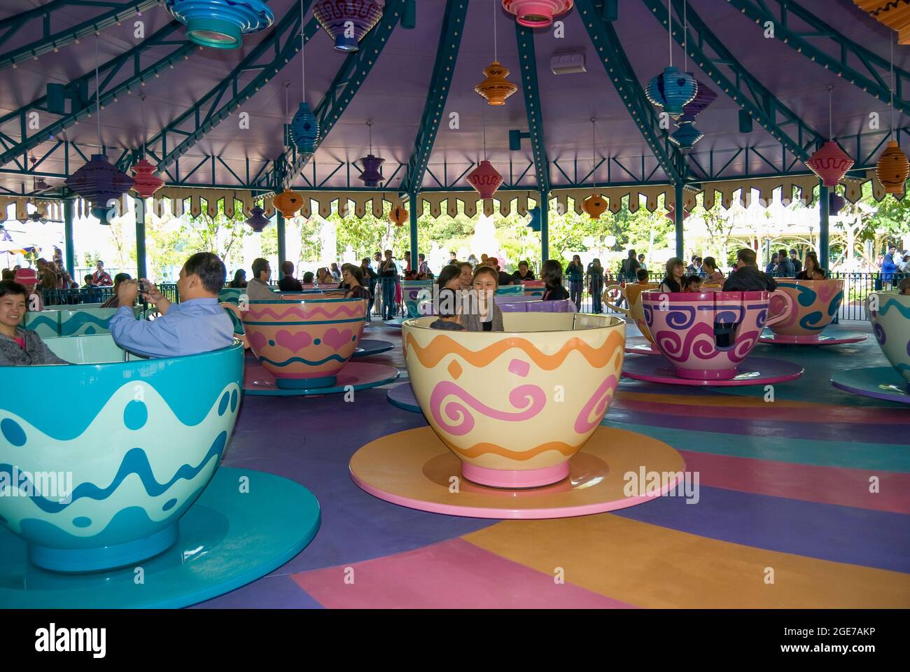 Alice Ride Disneyland