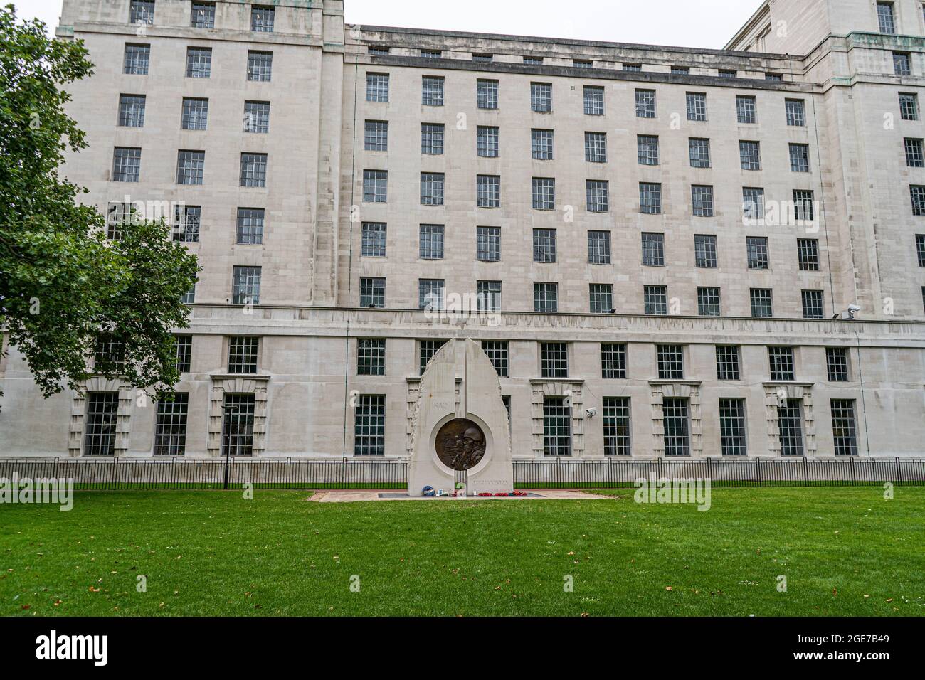 Afghanistan and Iraq Memorial created by Paul Day, dedicated to those ...