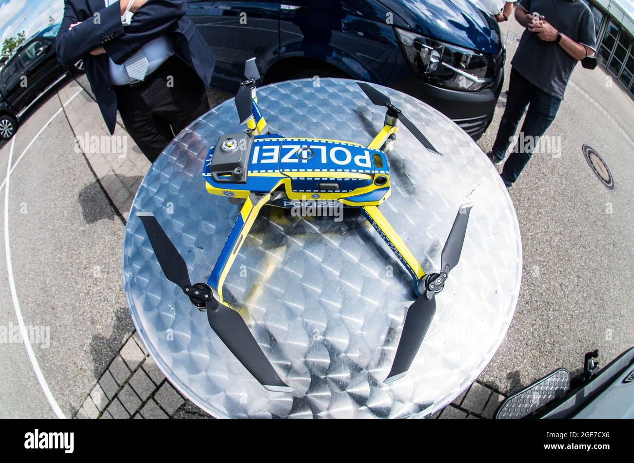 Drohnen 2021 hi-res stock photography and images - Alamy