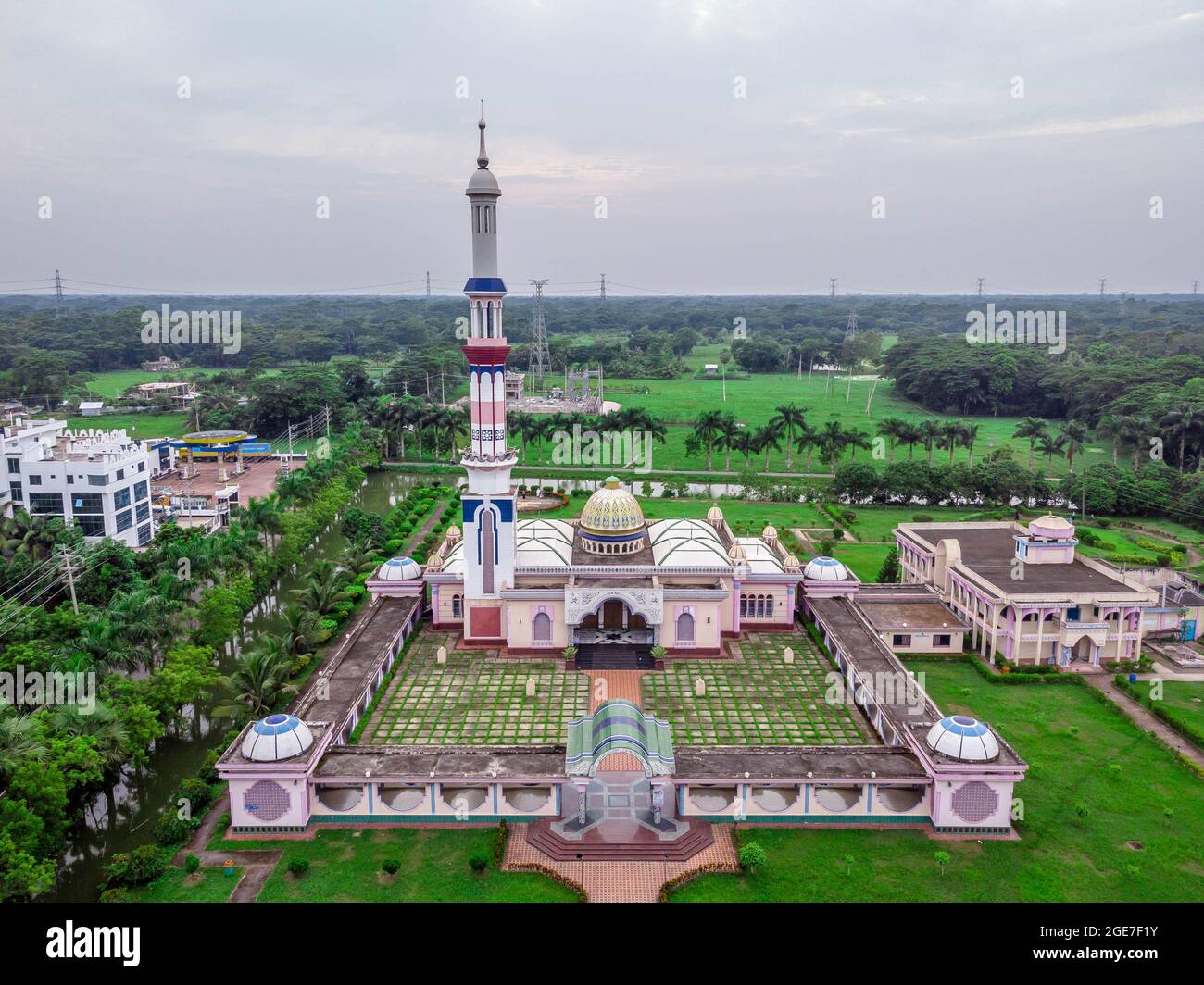 Barishal, Barishal, Bangladesh. 17th Aug, 2021. The Baitul Aman Jame ...