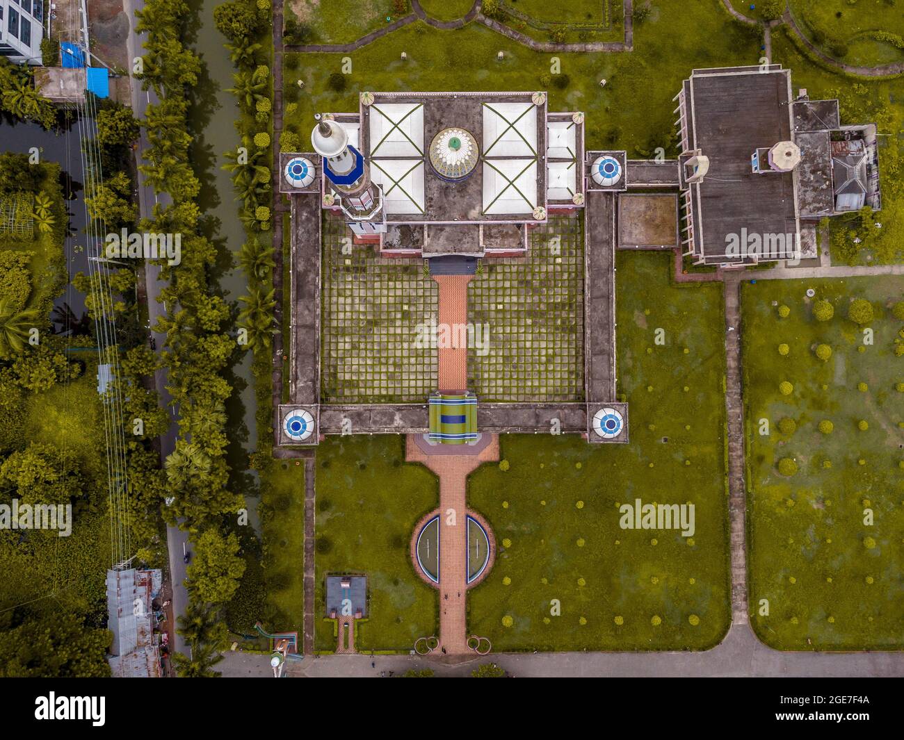 Barishal, Barishal, Bangladesh. 17th Aug, 2021. The Baitul Aman Jame ...