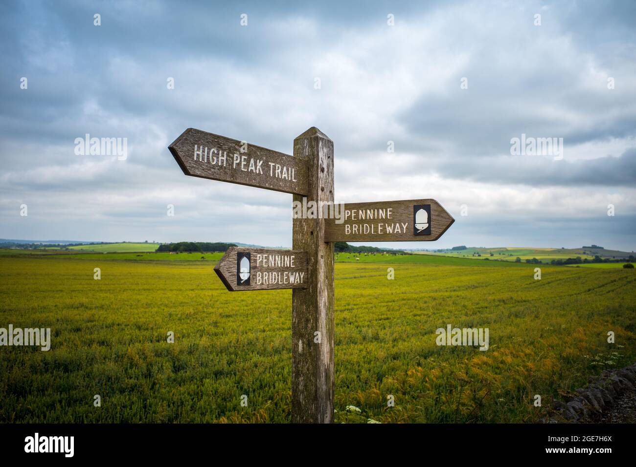 Road signs pointing different directions hi-res stock photography and ...