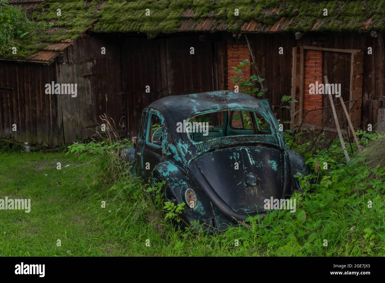 Brown car barn hi-res stock photography and images - Alamy