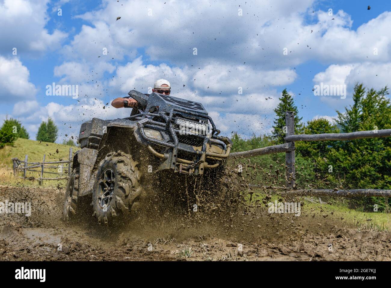 Quad bike track hi-res stock photography and images - Alamy