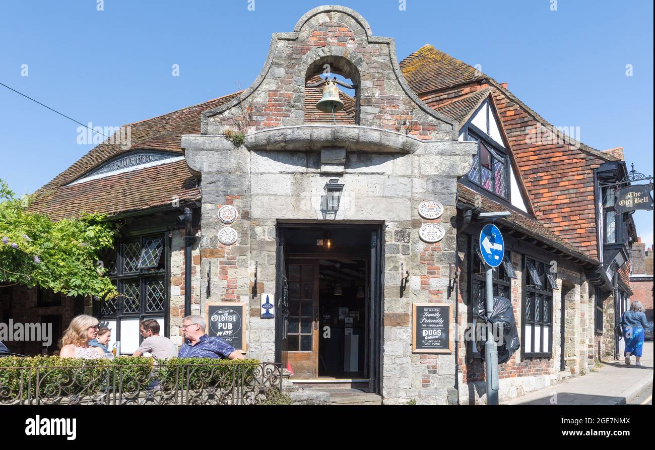 The Old Bell Pub In Rye East Sussex UK Stock Photo - Alamy
