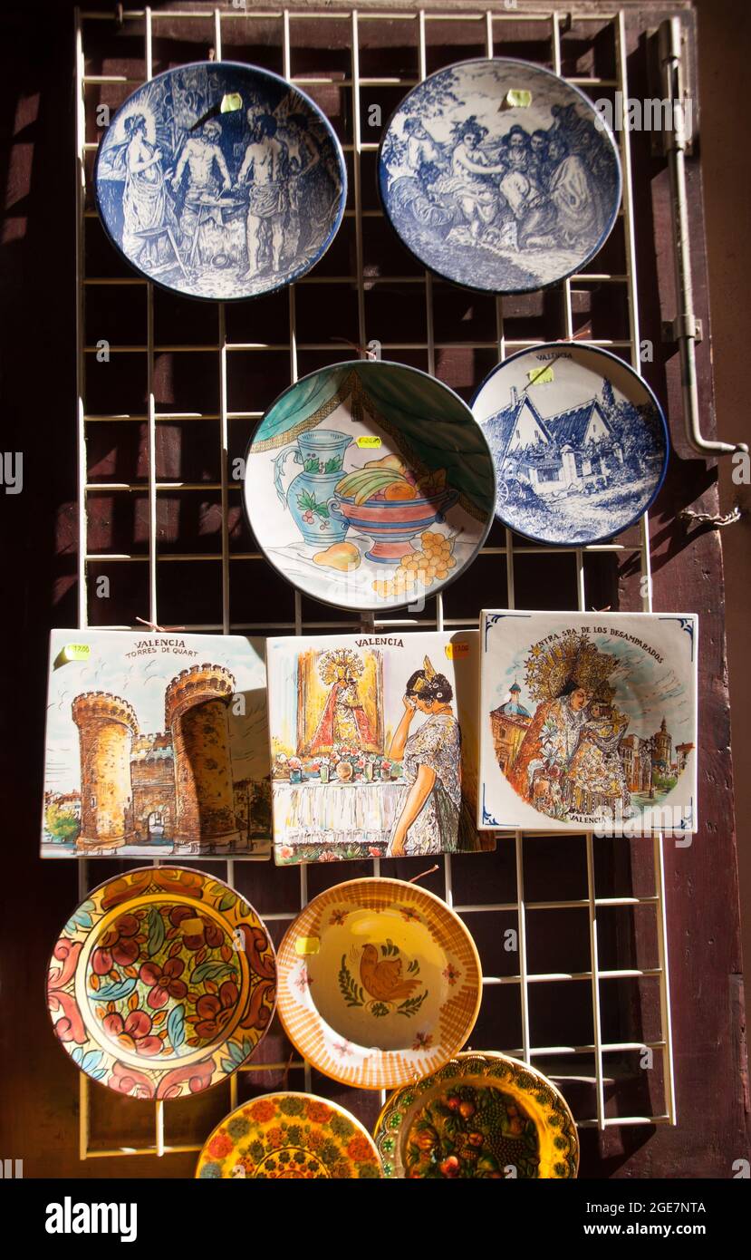 Ceramic Tiles and Plates, Souvenirs of Valencia, Plaza Redonda ...