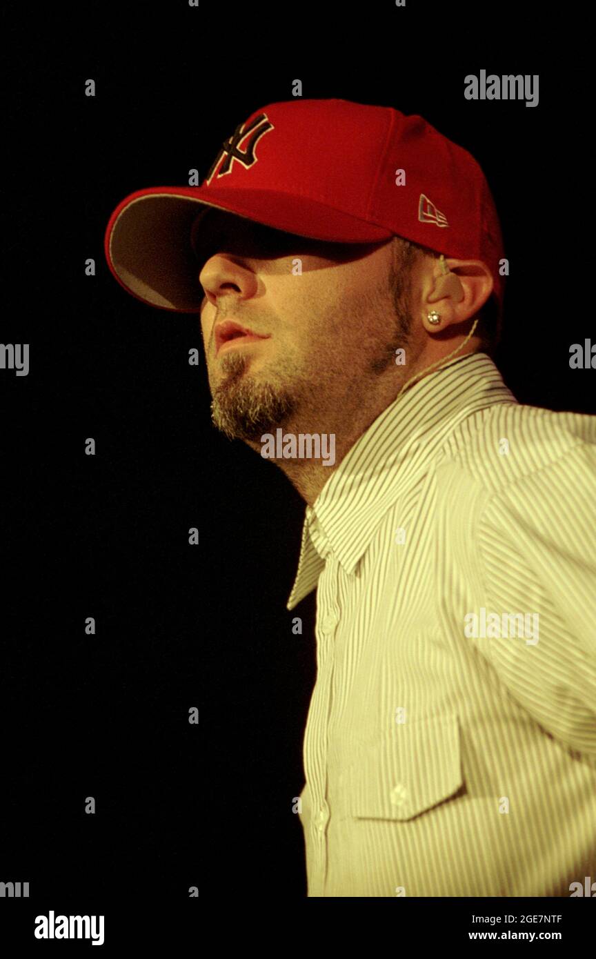 Fred durst vocals hi-res stock photography and images - Alamy