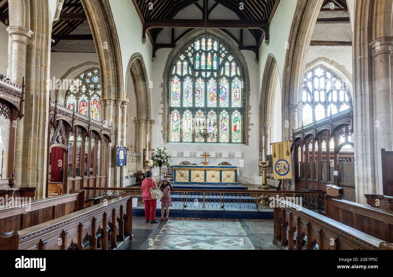 Interior of st marys church hi-res stock photography and images - Alamy