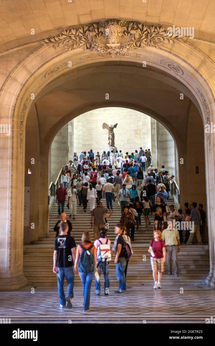 Gallery hallway louvre museum paris hi-res stock photography and images ...