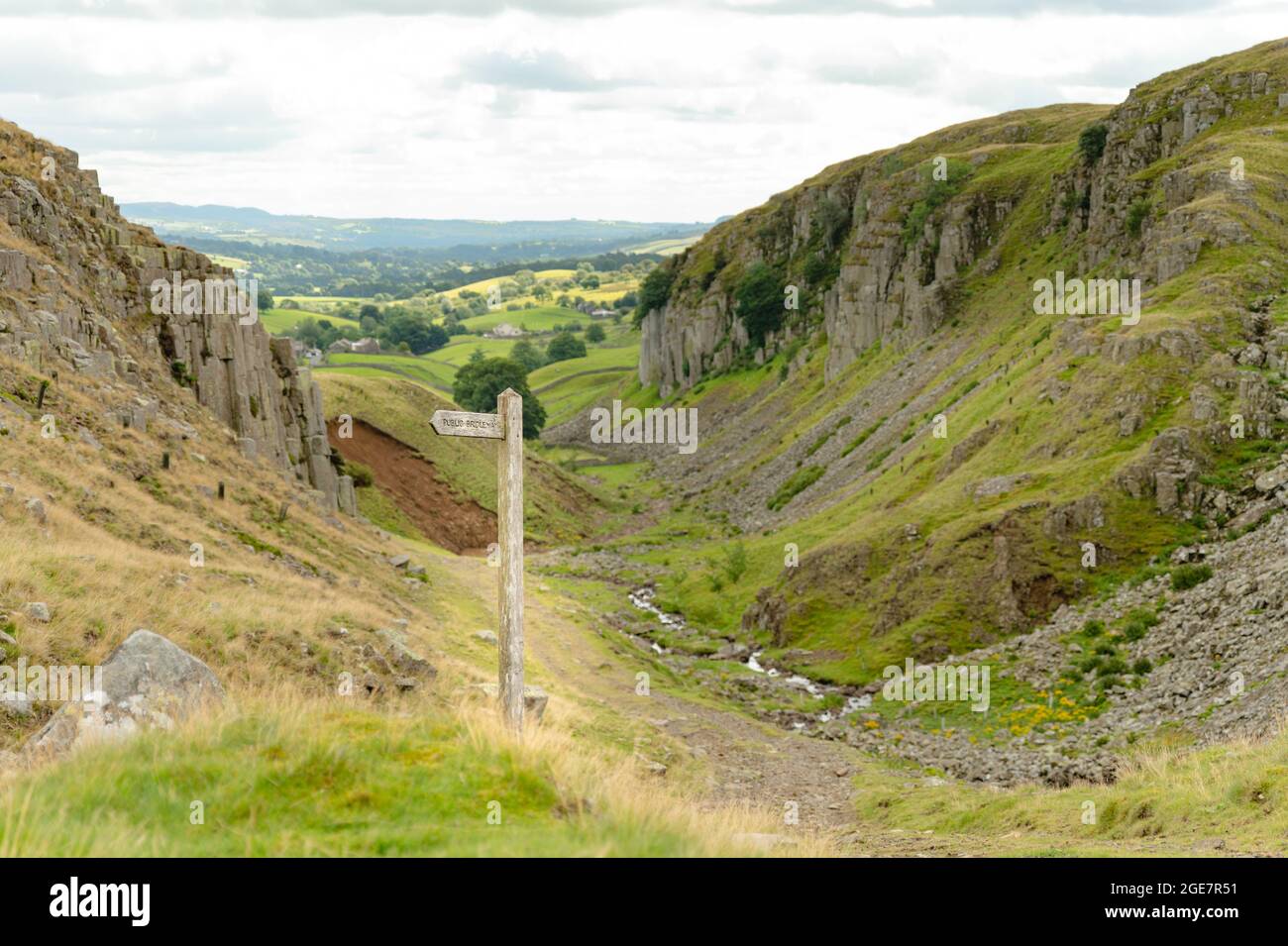 Public bridle way sign at holwick scar hi-res stock photography and ...