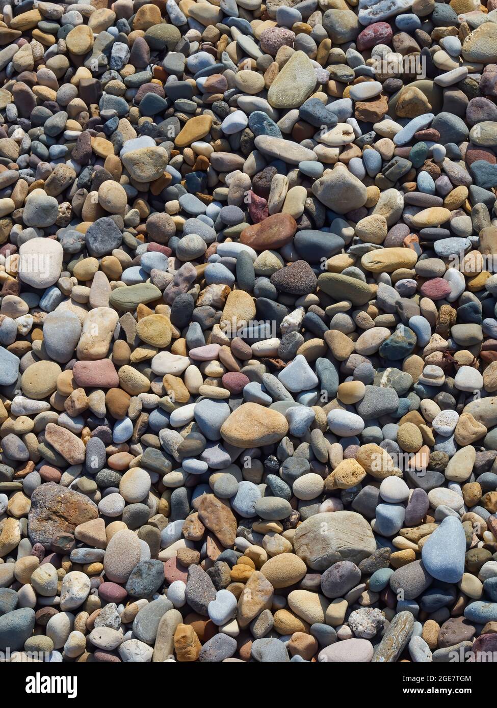 Pebbles worn by sea hi-res stock photography and images - Alamy