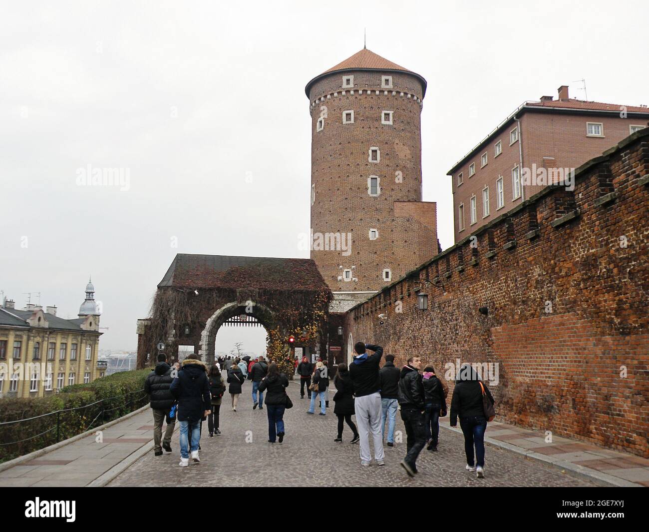 Gate tower wawel castle hi-res stock photography and images - Alamy