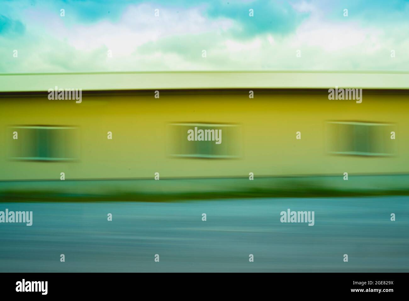 Blurred house hi-res stock photography and images - Alamy