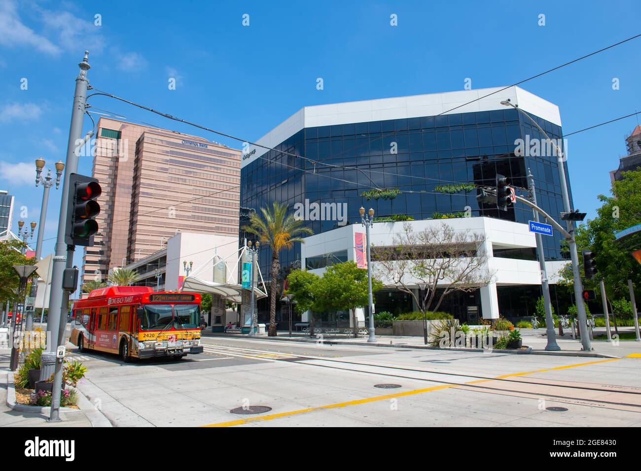 Long Beach buildings Comerica Bank and Designory building on 1st Street ...