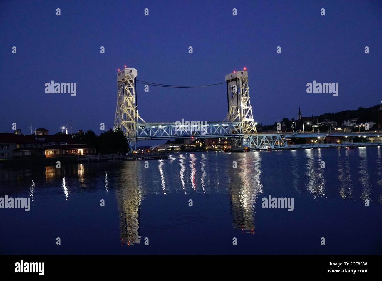 Portage Lake lift bridge at night Stock Photo - Alamy