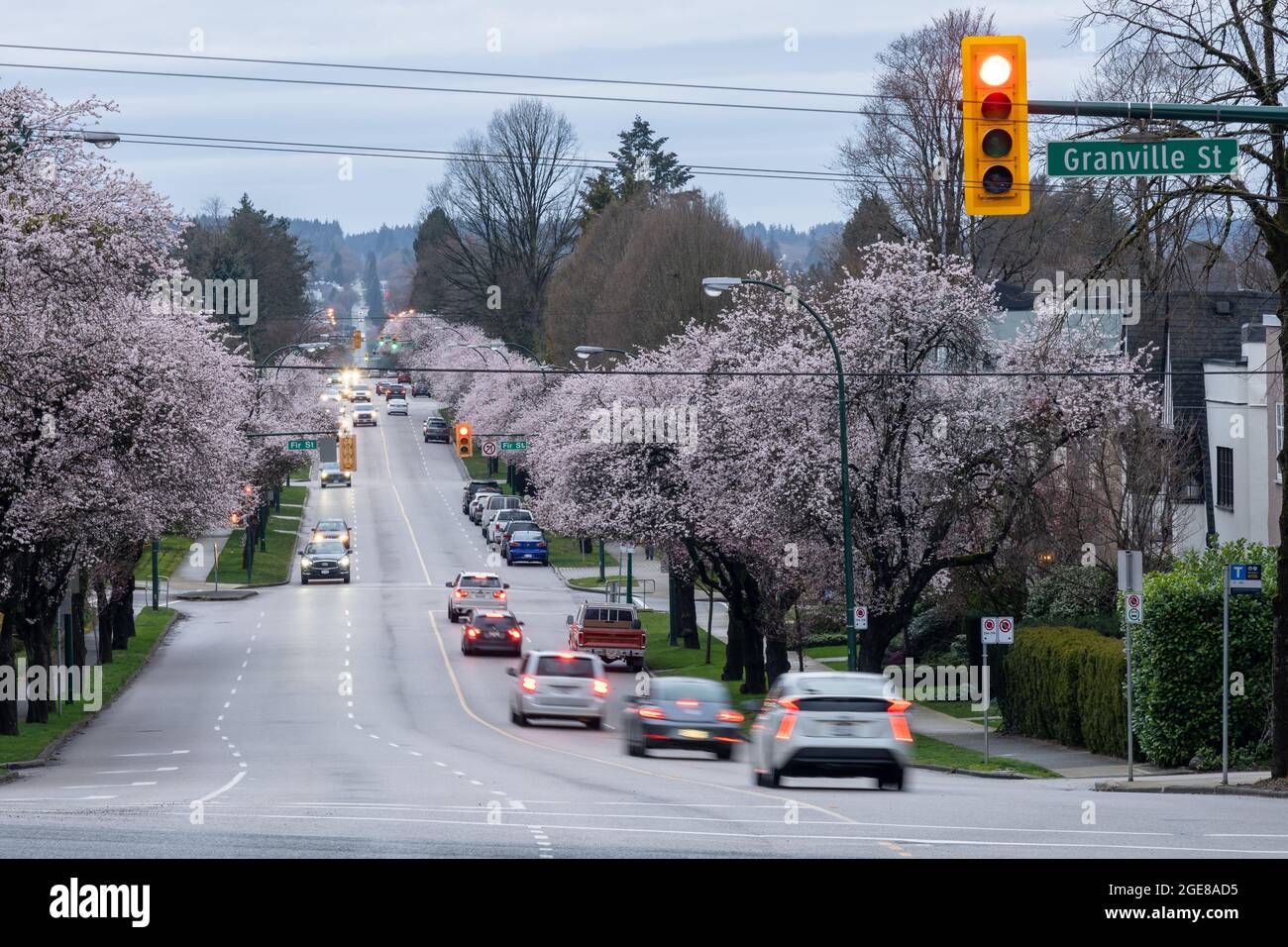 Season street hi-res stock photography and images - Alamy