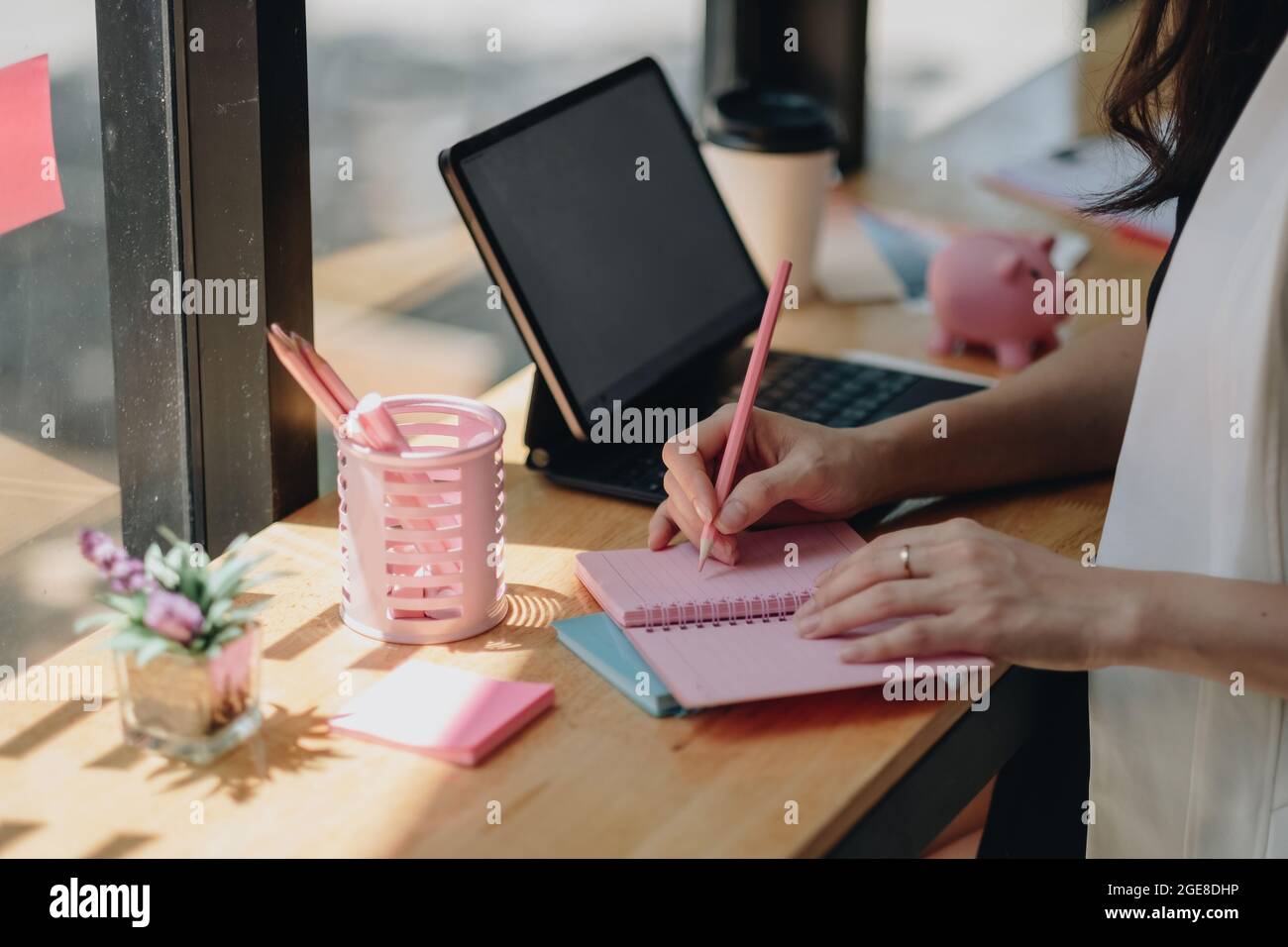 Short note hi-res stock photography and images - Alamy