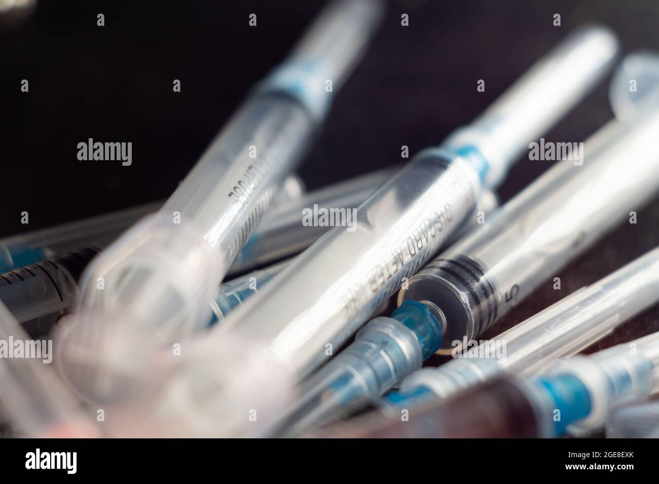 Closeup shot of syringes and hypodermic needles Stock Photo - Alamy