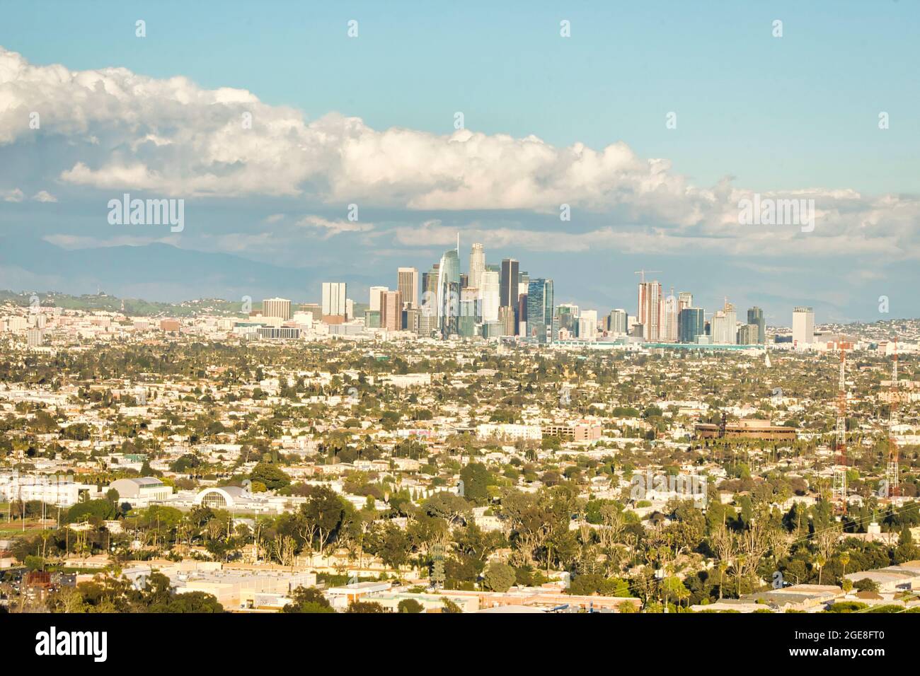 veiw of a city skyline from up on an overlook Stock Photo - Alamy
