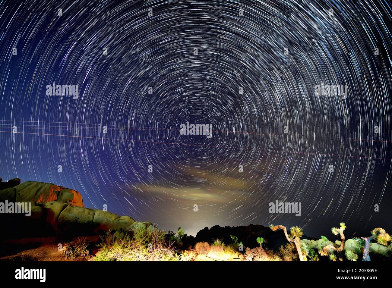 Star trail hi-res stock photography and images - Alamy