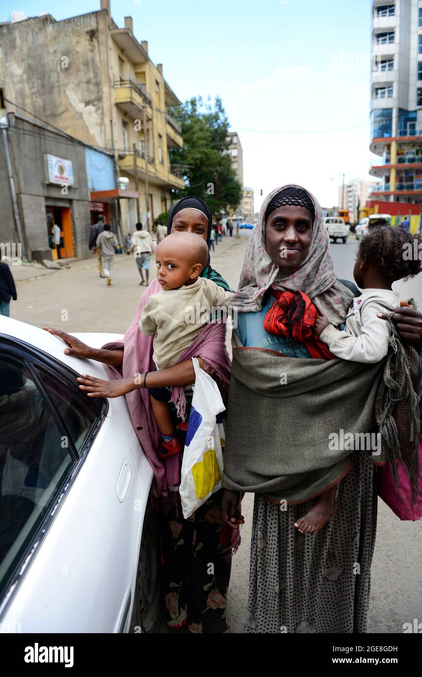 Addis ababa street life hi-res stock photography and images - Alamy