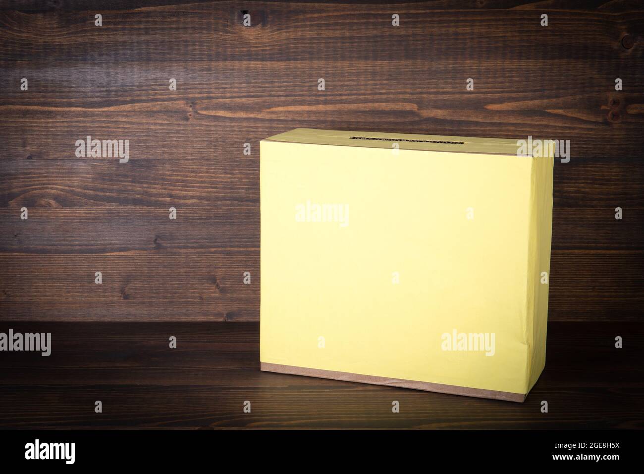Wooden ballot box hi-res stock photography and images - Alamy