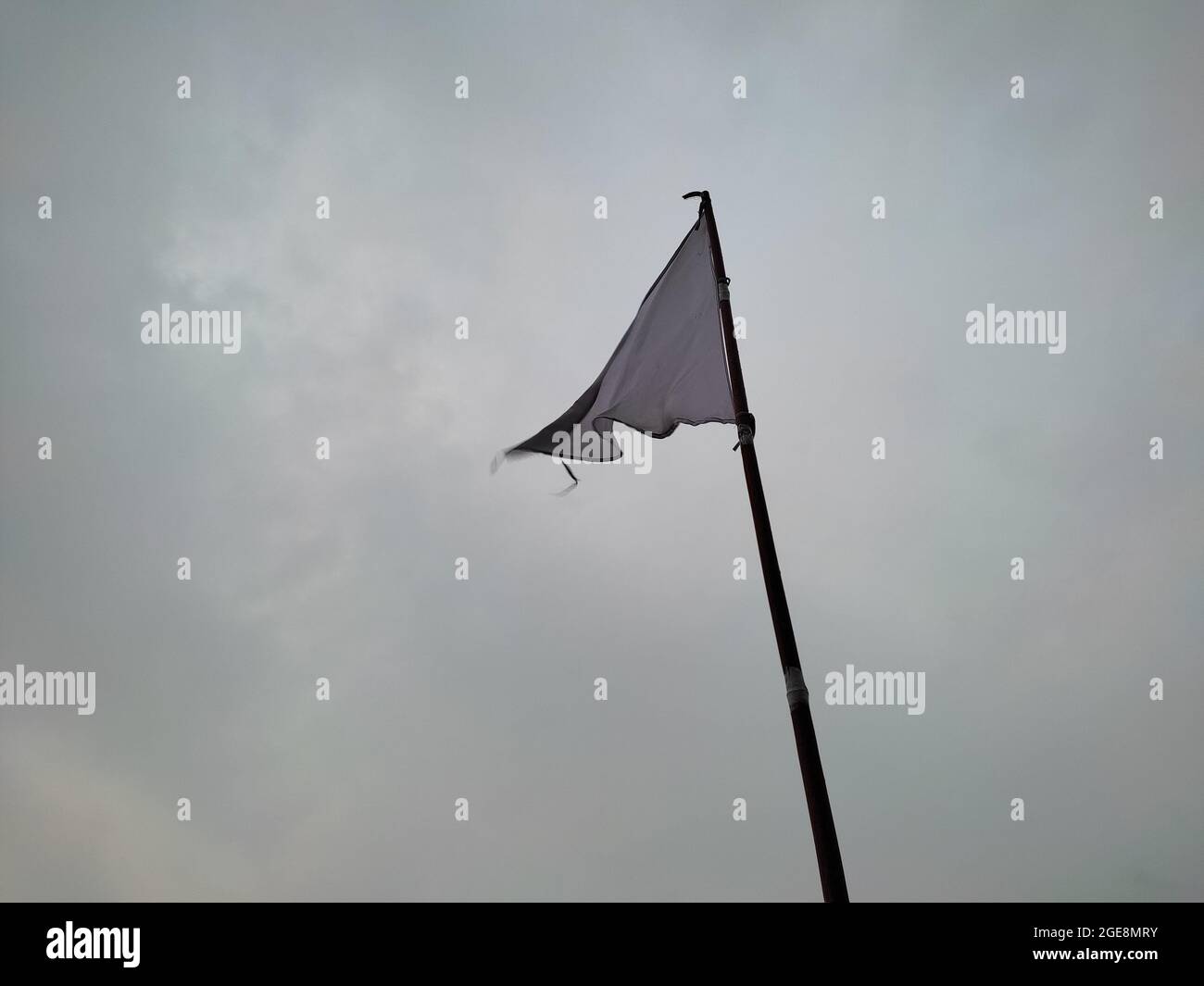 Flying symbol hi-res stock photography and images - Alamy