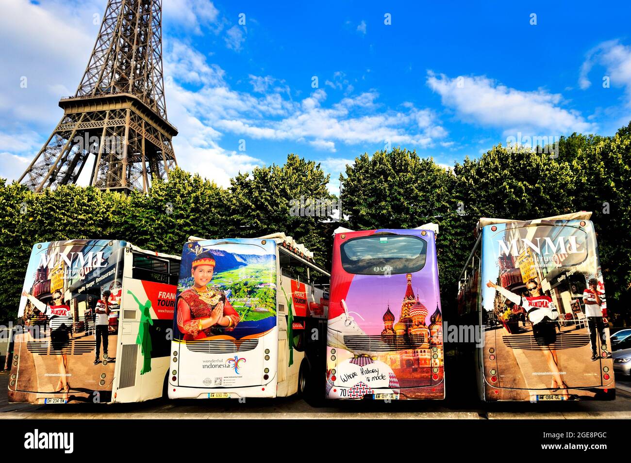 FRANCE, PARIS (75) 7TH ARRONDISSEMENT, THE TOUR EIFFEL, FRANCE TOURISME ...