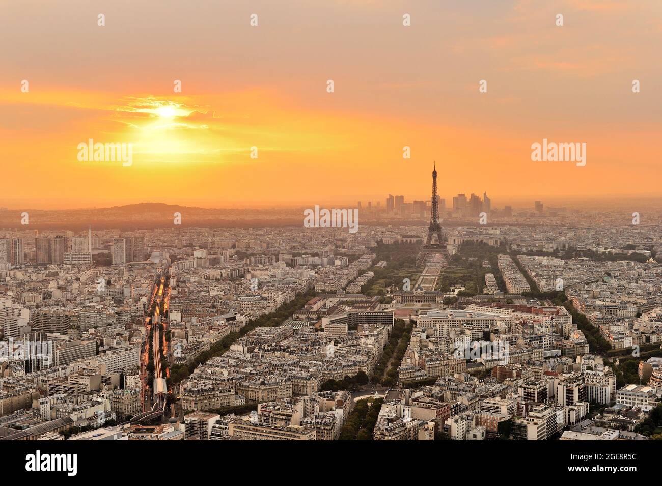 FRANCE, PARIS (75) 14TH ARRONDISSEMENT, MONTPARNASSE DISTRICT, VIEW ON ...