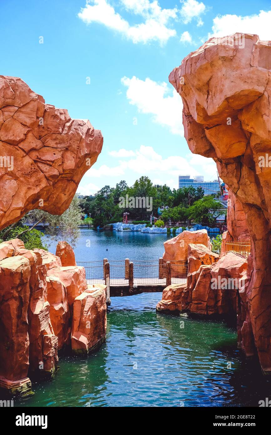 Bridge between rocks hi-res stock photography and images - Alamy