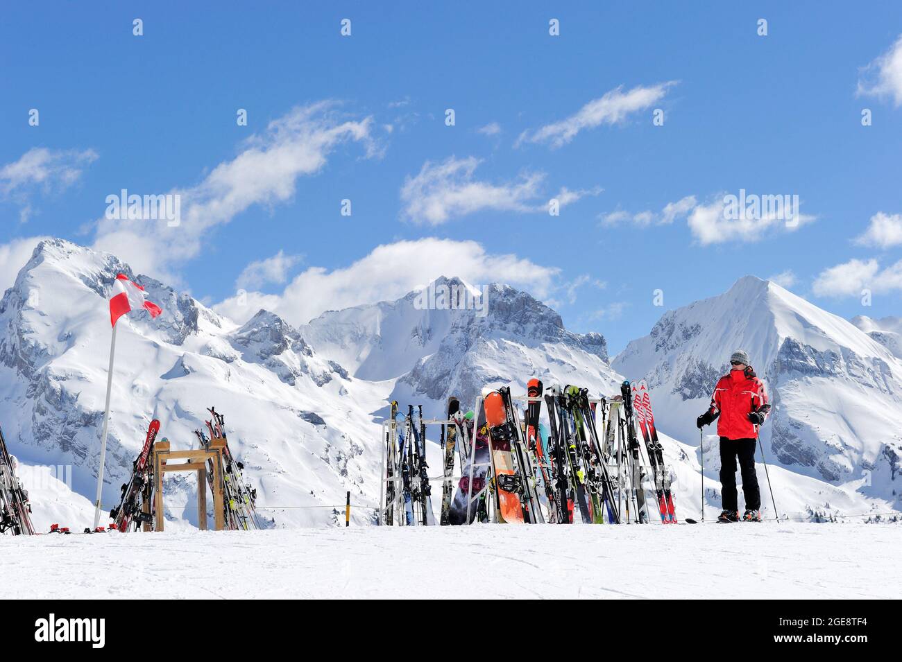 FRANCE, HAUTE-SAVOIE (74) MASSIF DES ARAVIS, LE GRAND BORNAND, SKIING ...