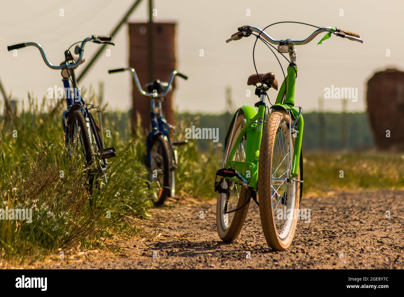 Old three speed bicycle hi-res stock photography and images - Alamy