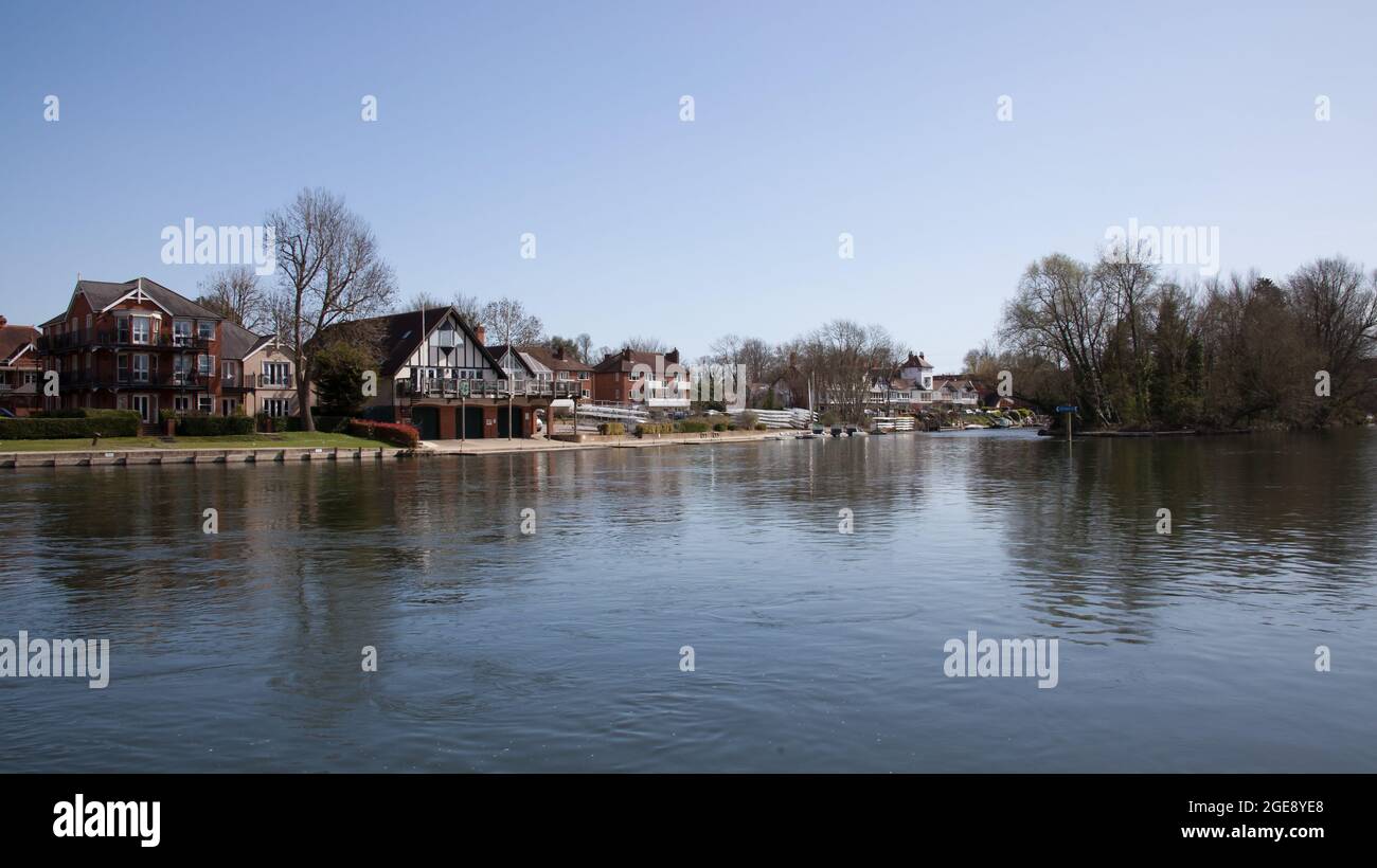 Buildings and boats along the Thames at Maidenhead in the UK Stock ...