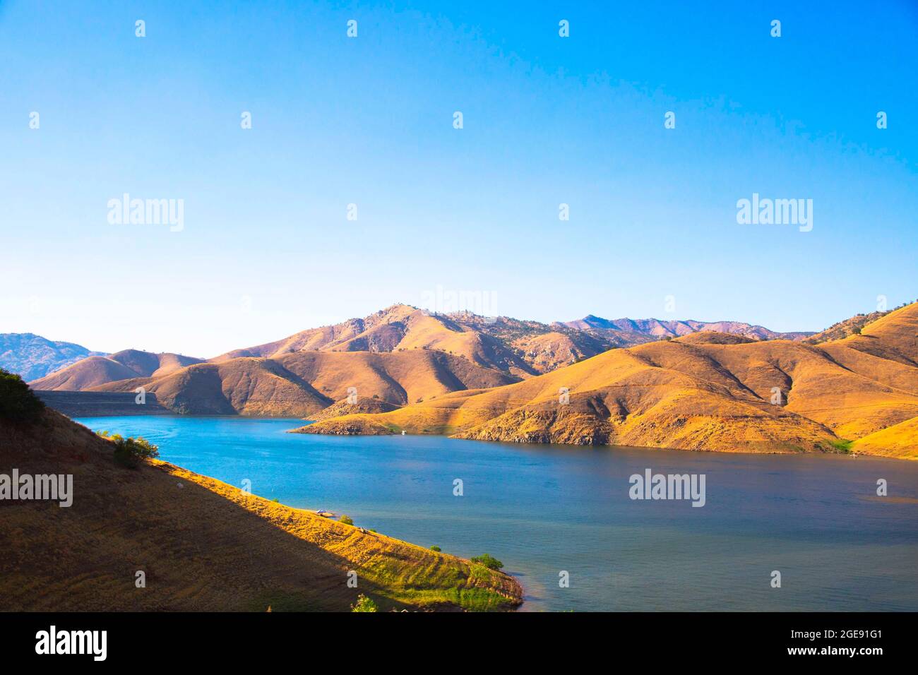 Sequoia national park, California, USA. 1st Aug, 2021. Lake Kaweah is a ...