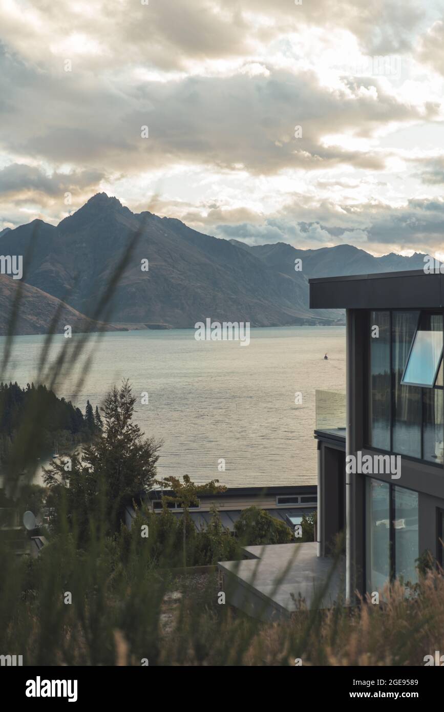 Queenstown outdoor hi-res stock photography and images - Alamy