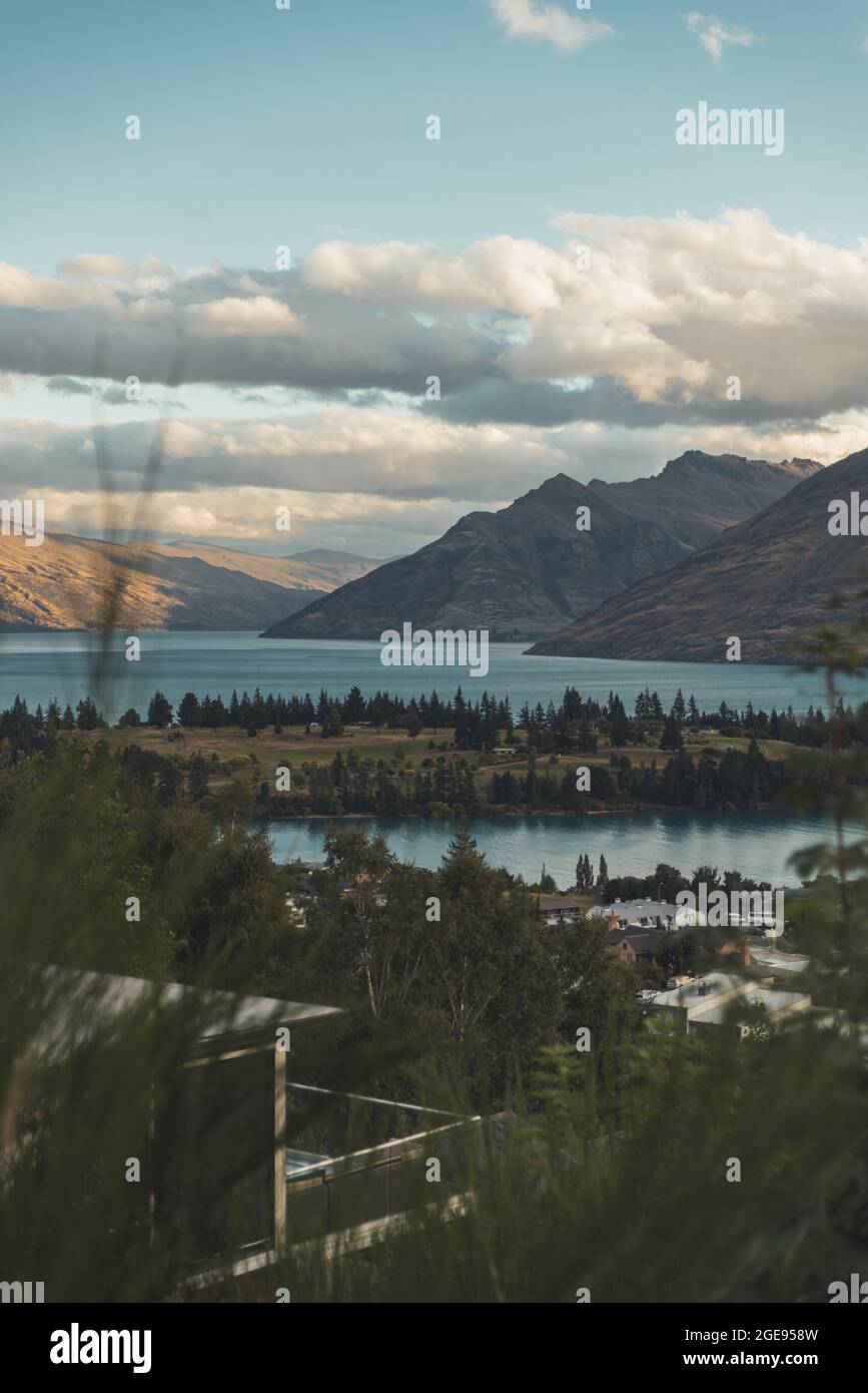 Queenstown queenstown hi-res stock photography and images - Alamy