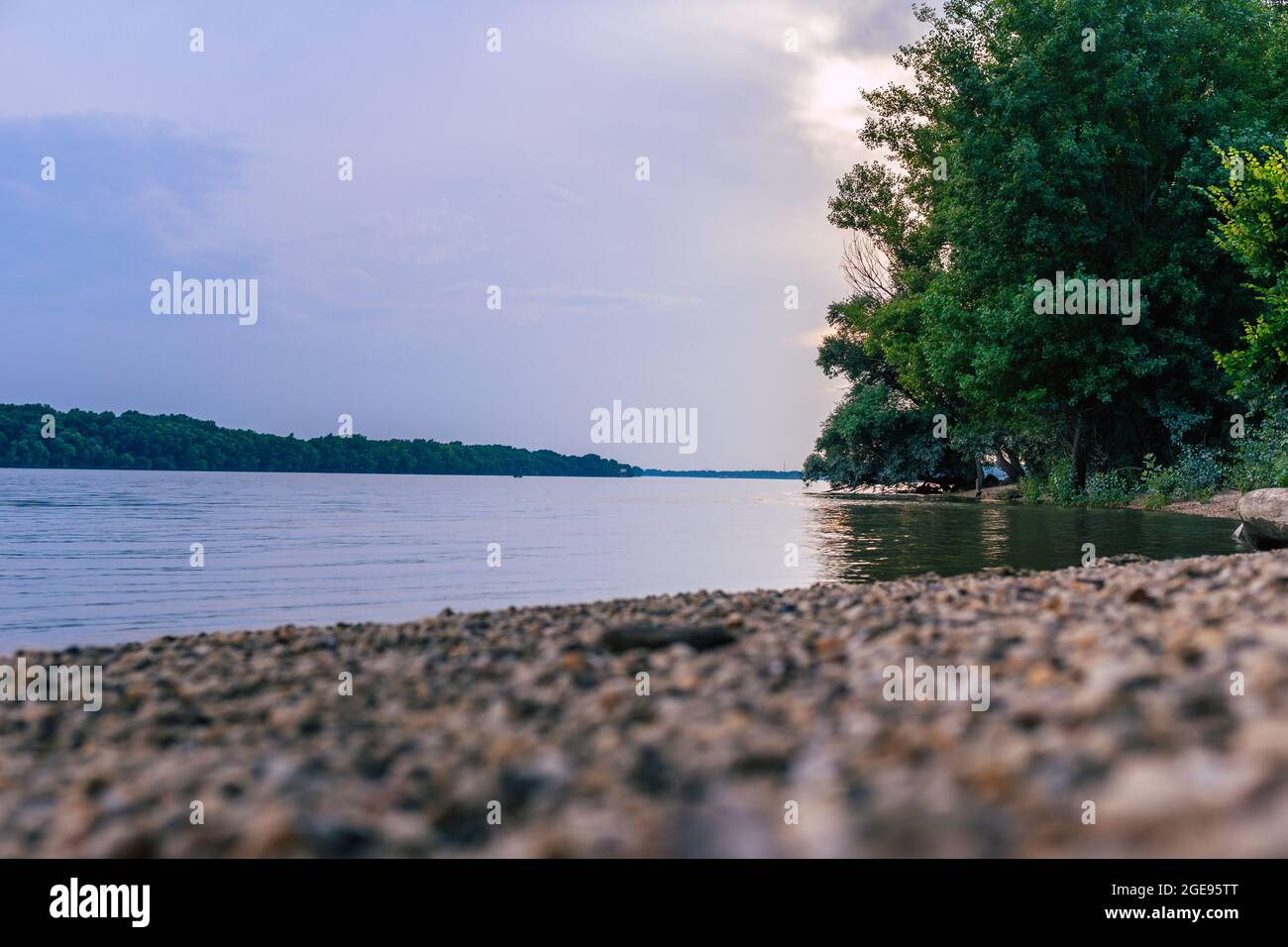 Riverside river side bank shore hi-res stock photography and images - Alamy