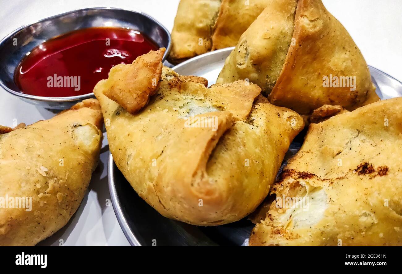 Pakistani Food Samosa