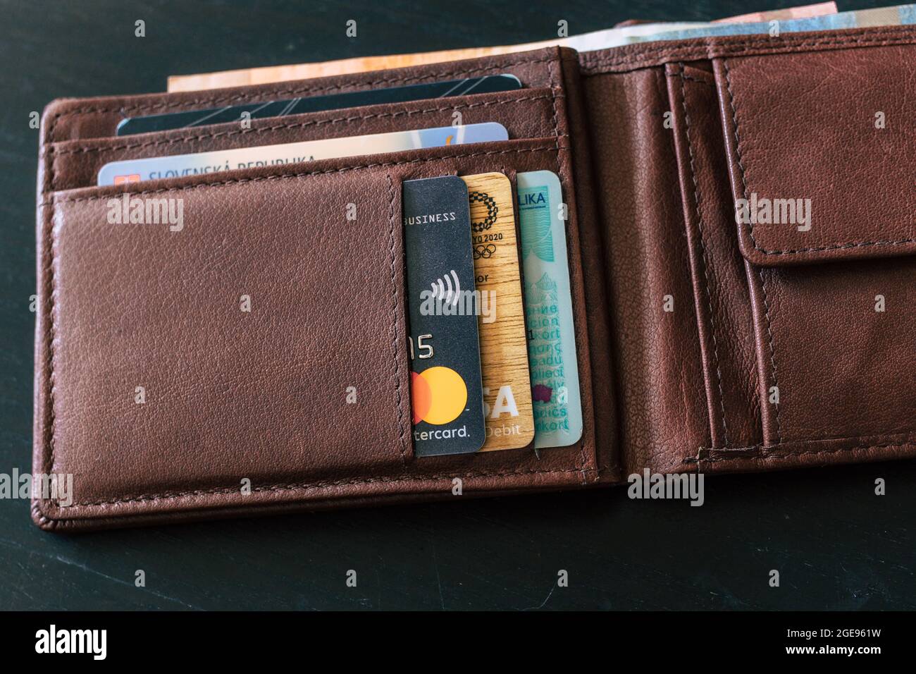 Credit and debit cards hi-res stock photography and images - Alamy