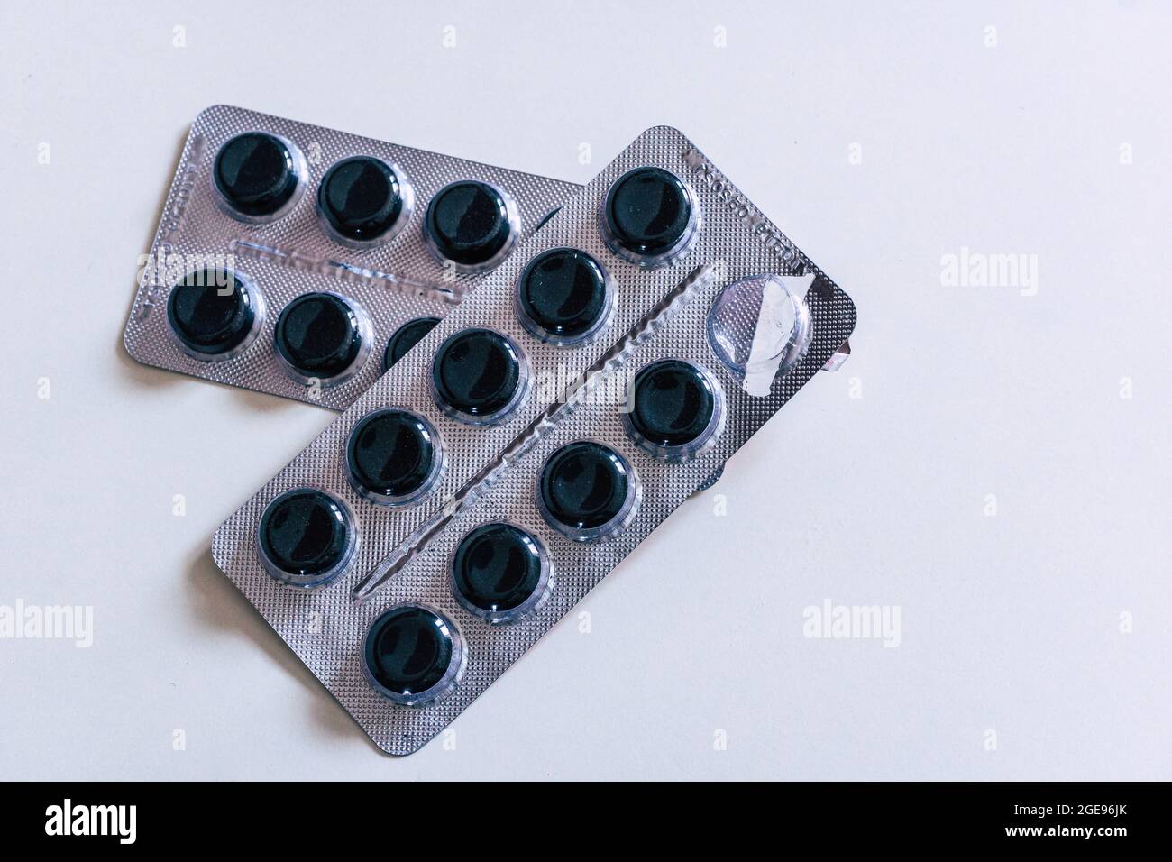 Silver pill case hi-res stock photography and images - Alamy