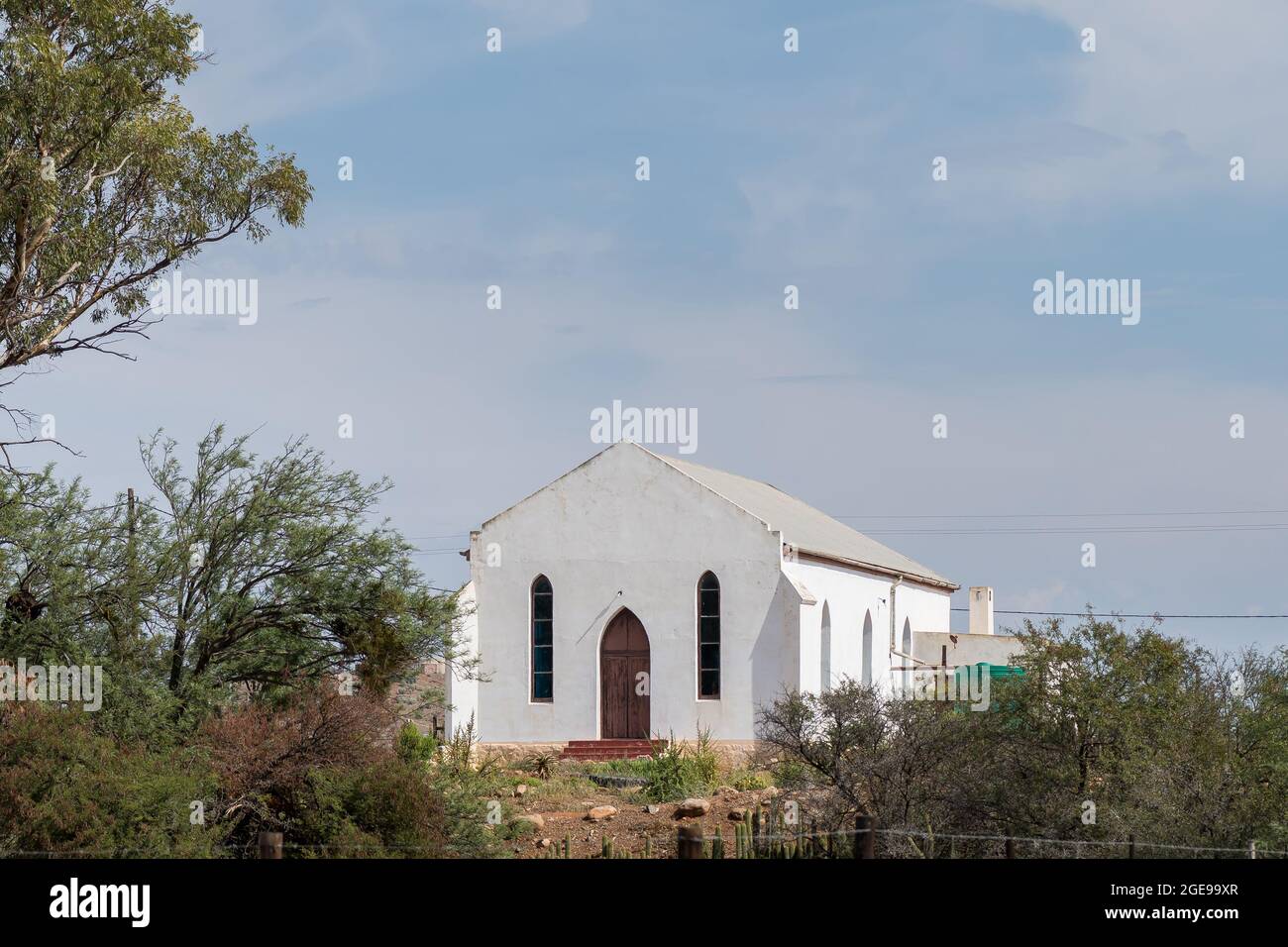 STEYTLERVILLE, SOUTH AFRICA - APRIL 21, 2021: A street scene, with an ...