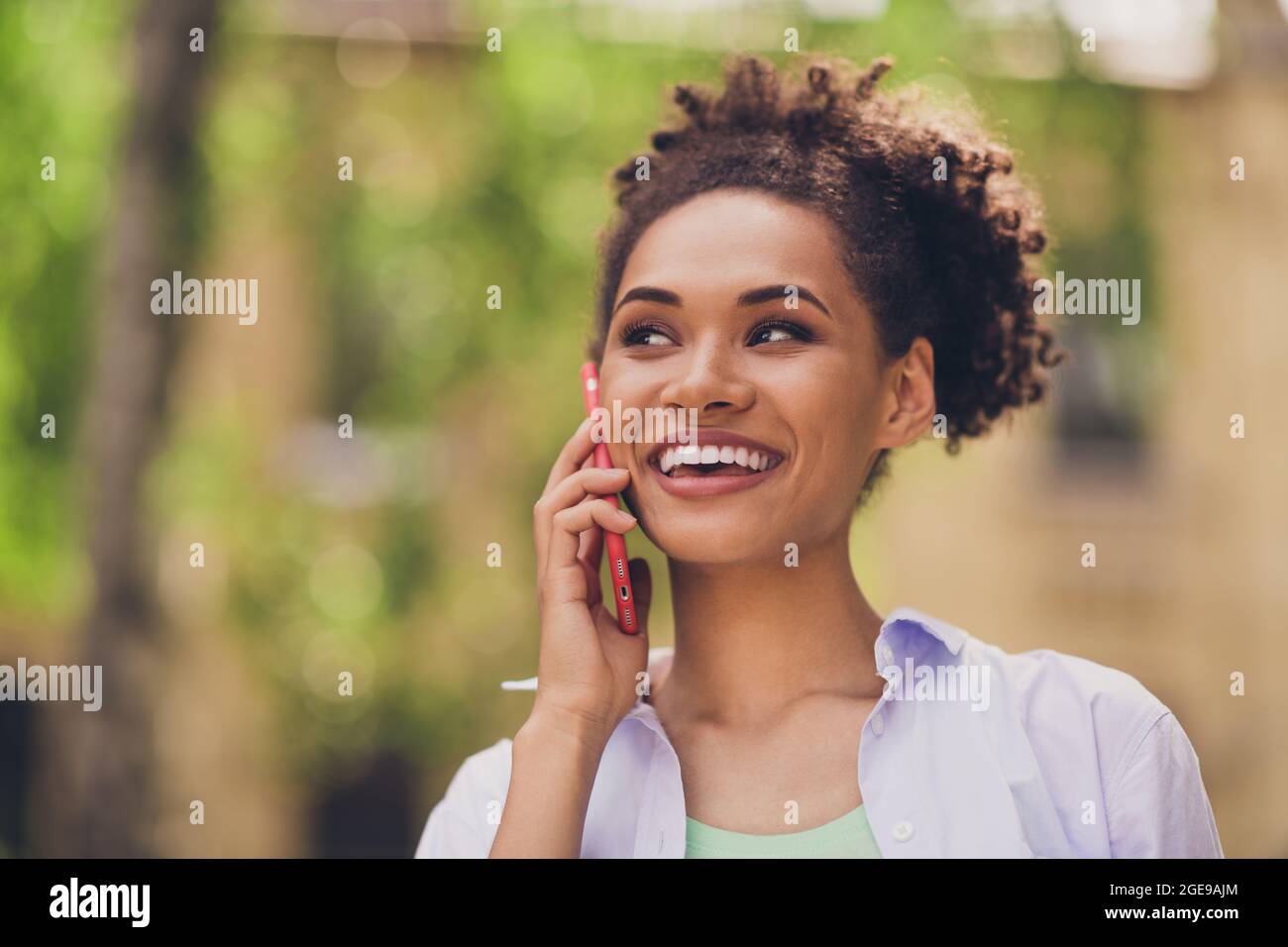 Photo of young cheerful afro woman happy positive smile communicate ...